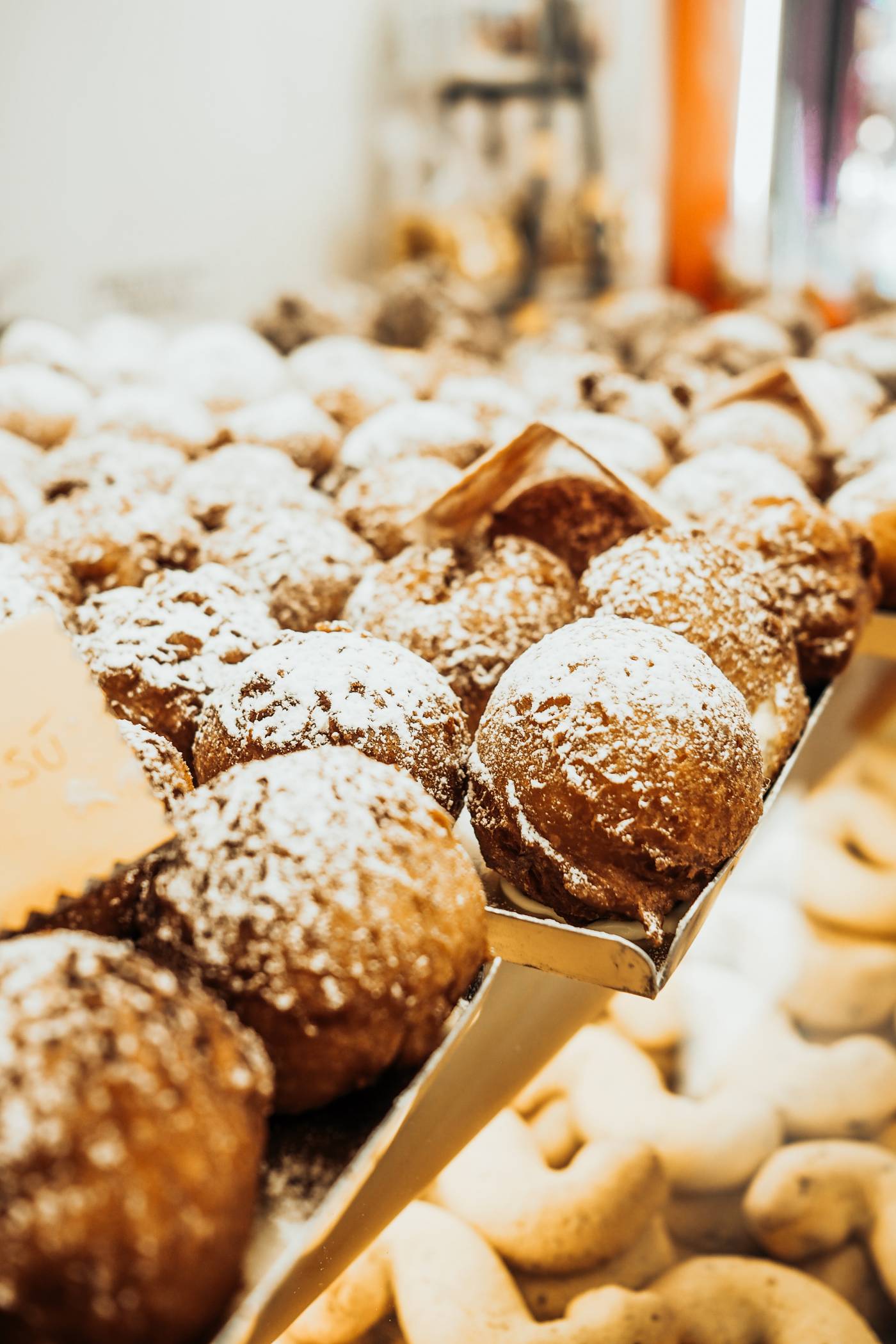A Guide to Eating Your Way Around Venice - Sophie etc.®