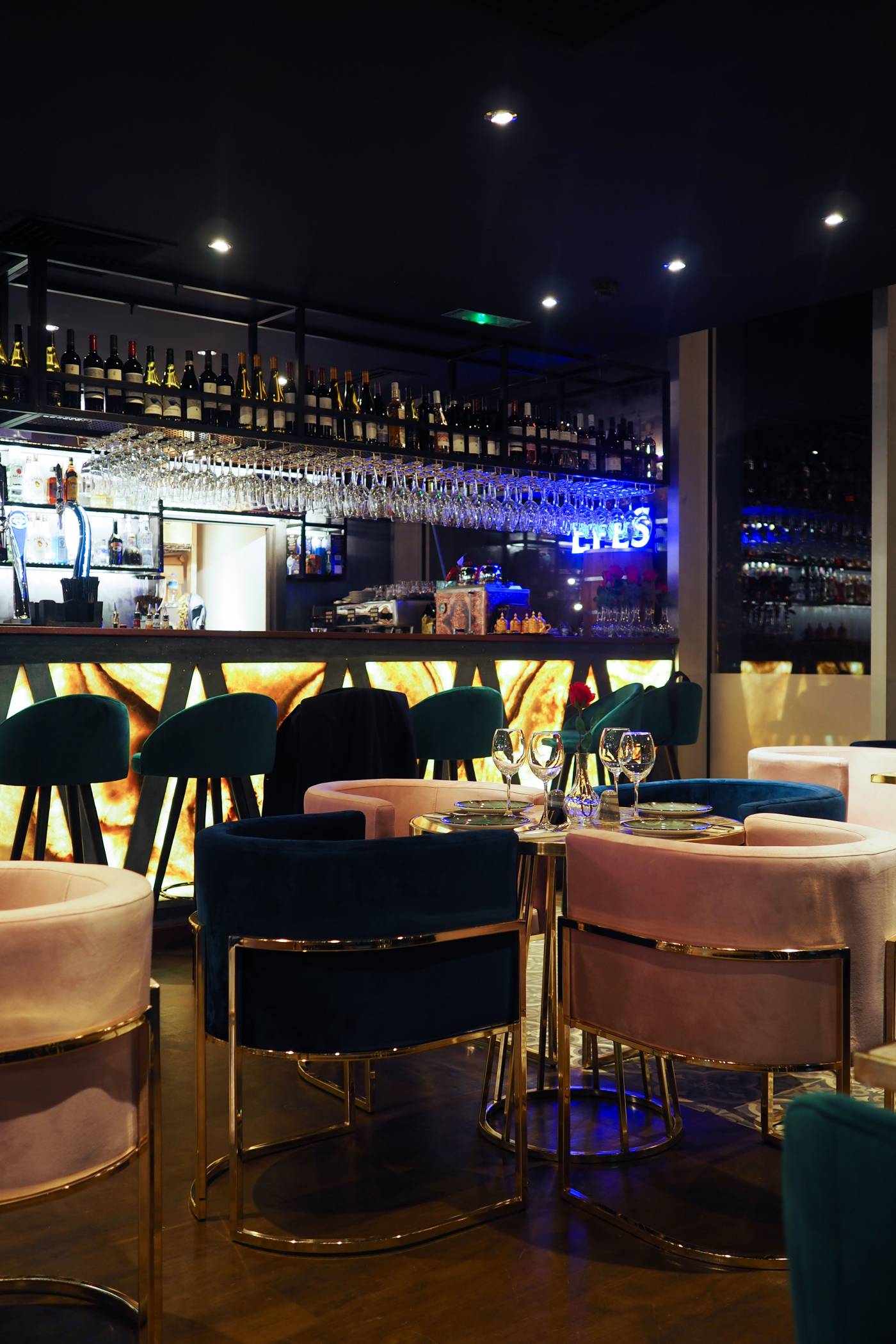 DeRoka_Restaurant_Milton_Keynes-818 - Sophie etc.®