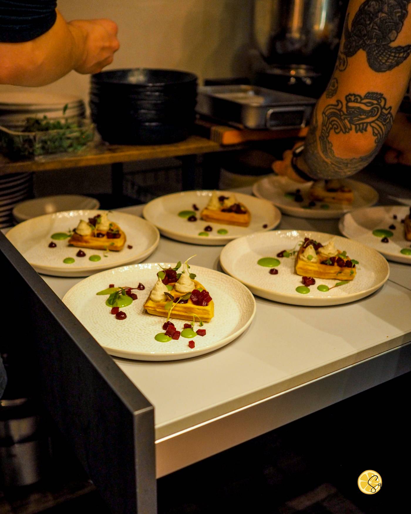 Cornwall_Place_Kitchen_Chefs_Table_Buckingham-20 - Sophie etc.®